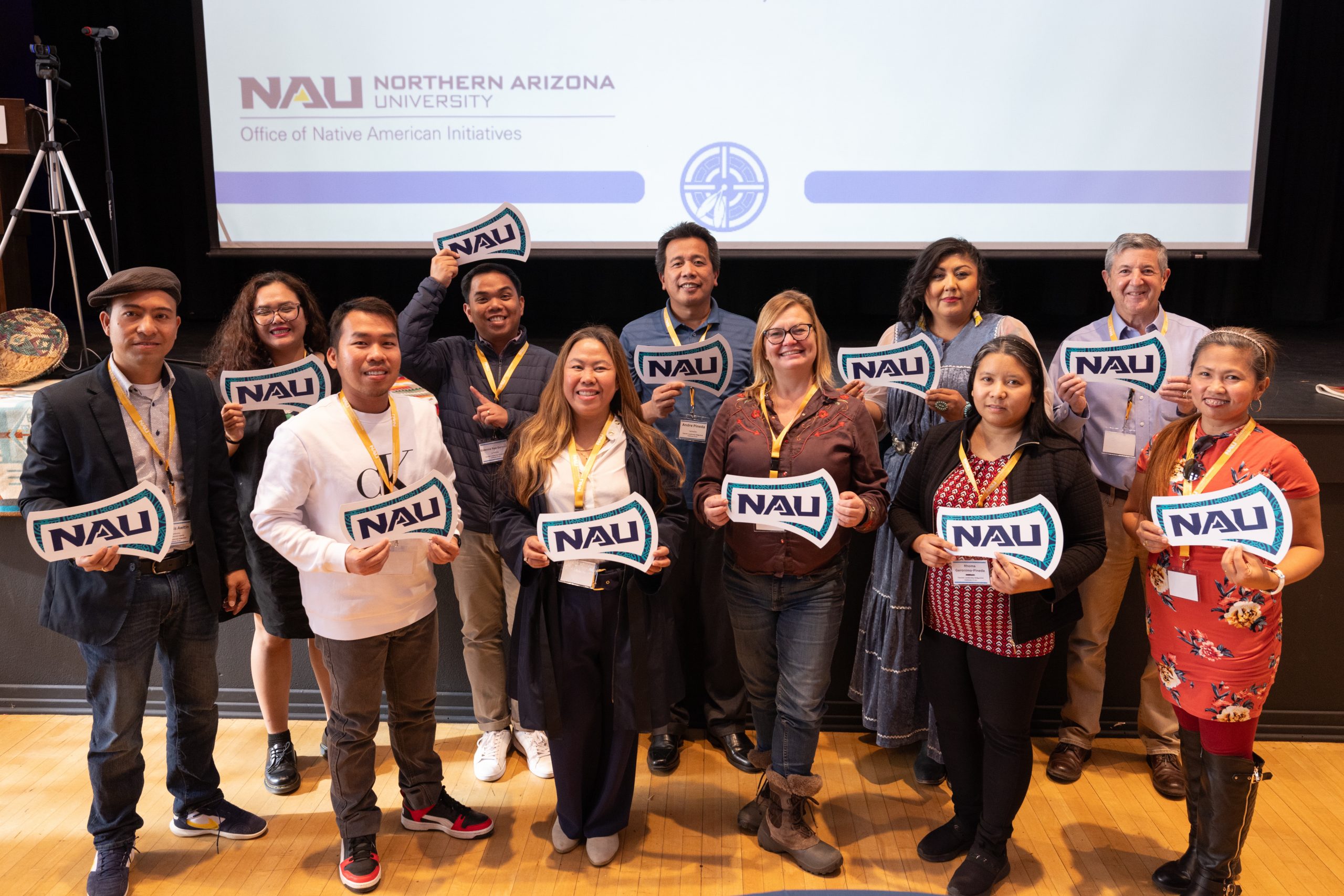 Teacher Leadership Shiłgozhóó Institute (TLSI) | Institute for Native-serving Educators